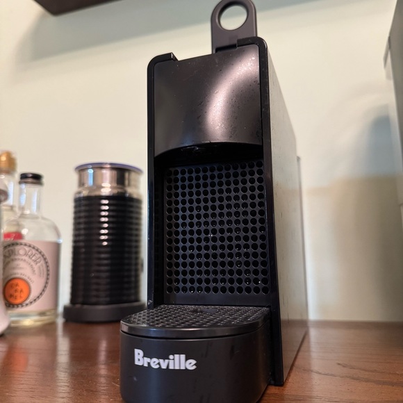 Nespresso | Kitchen | Nespresso X Breville Essenza Mini Black Espresso ...